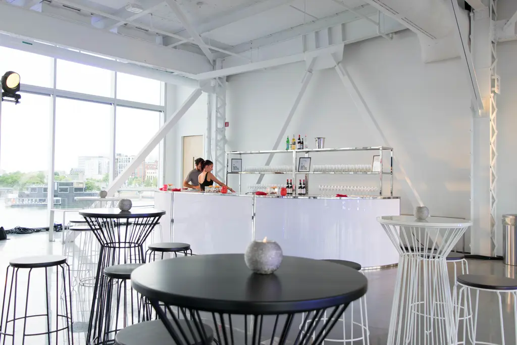 Soho Table Metal Noir | DX