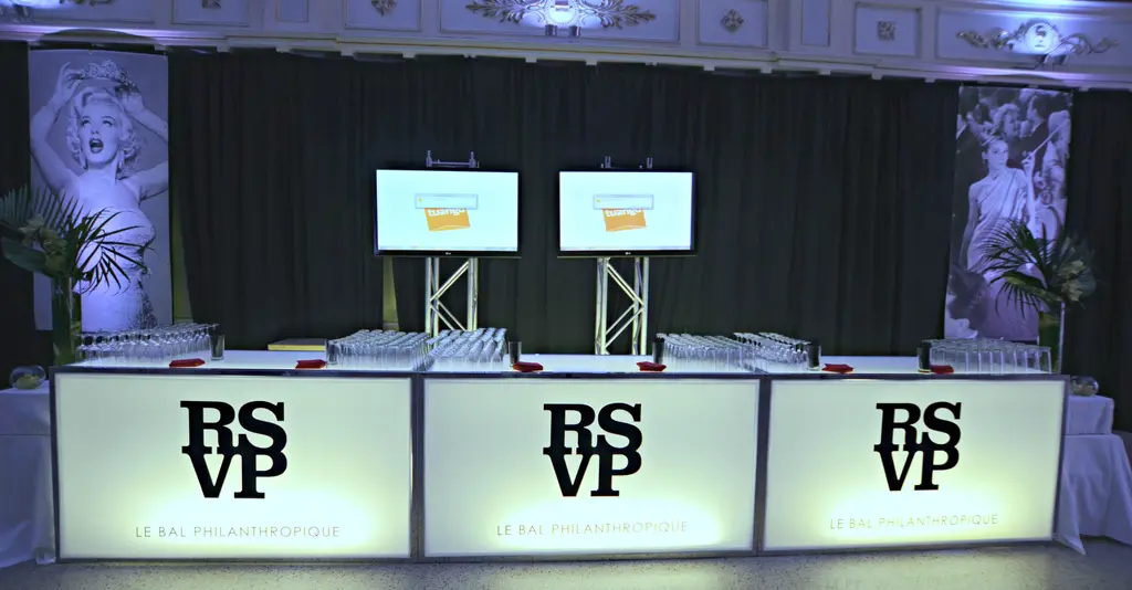 Bar Service Logo | DX