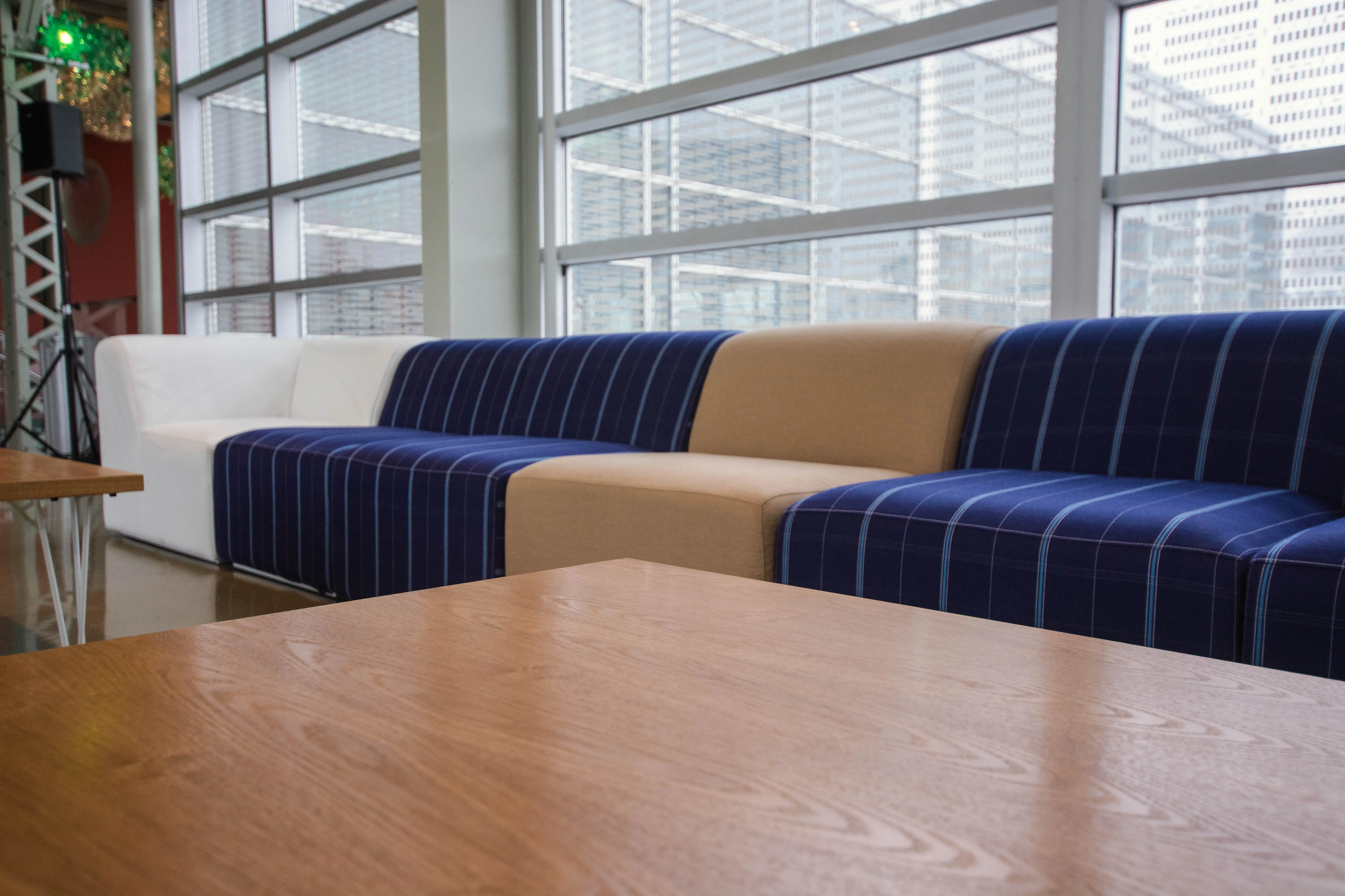 Fidji - Centre - James Blue | DX