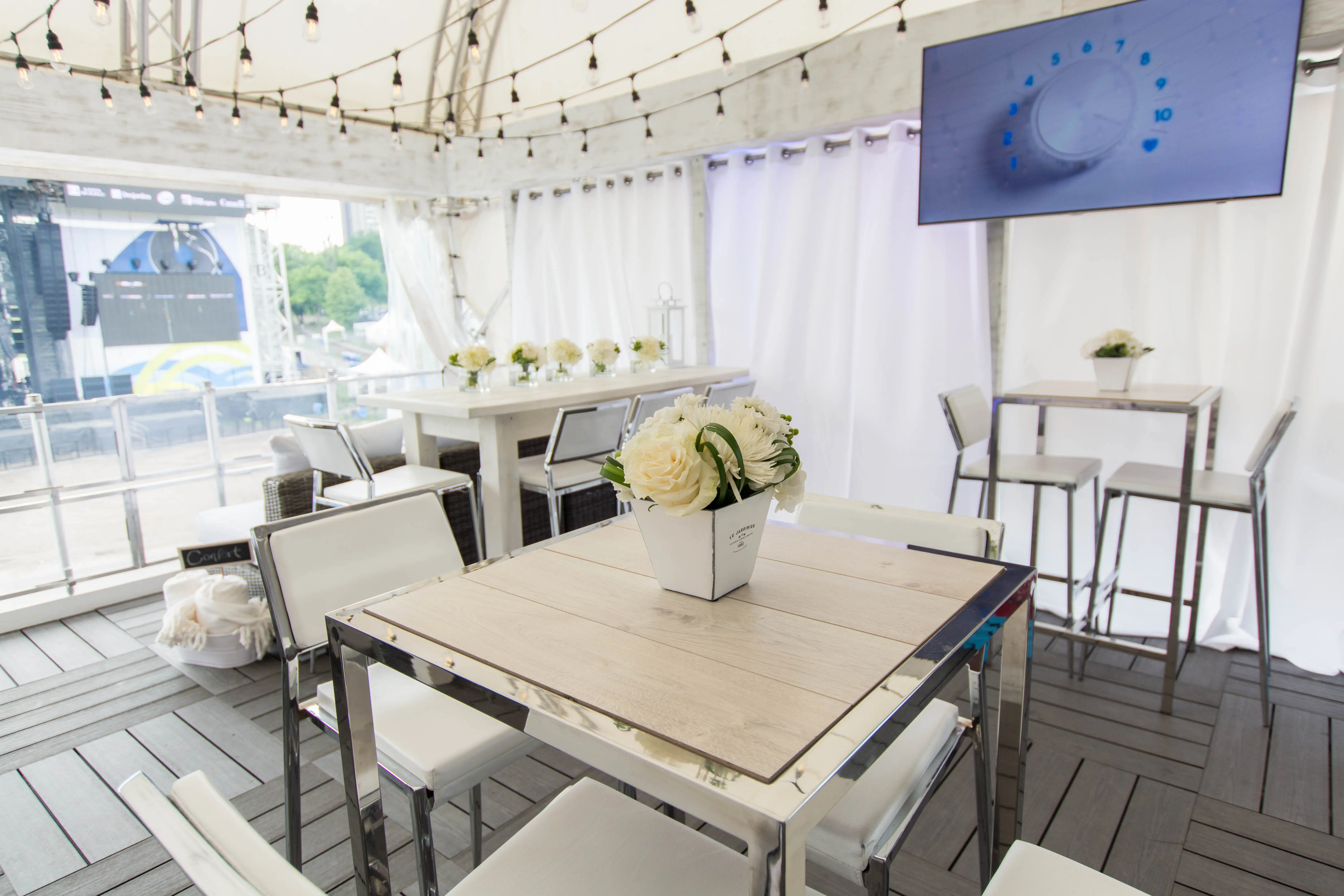 Tonic table cocktail - Stainless et bois blanc | DX